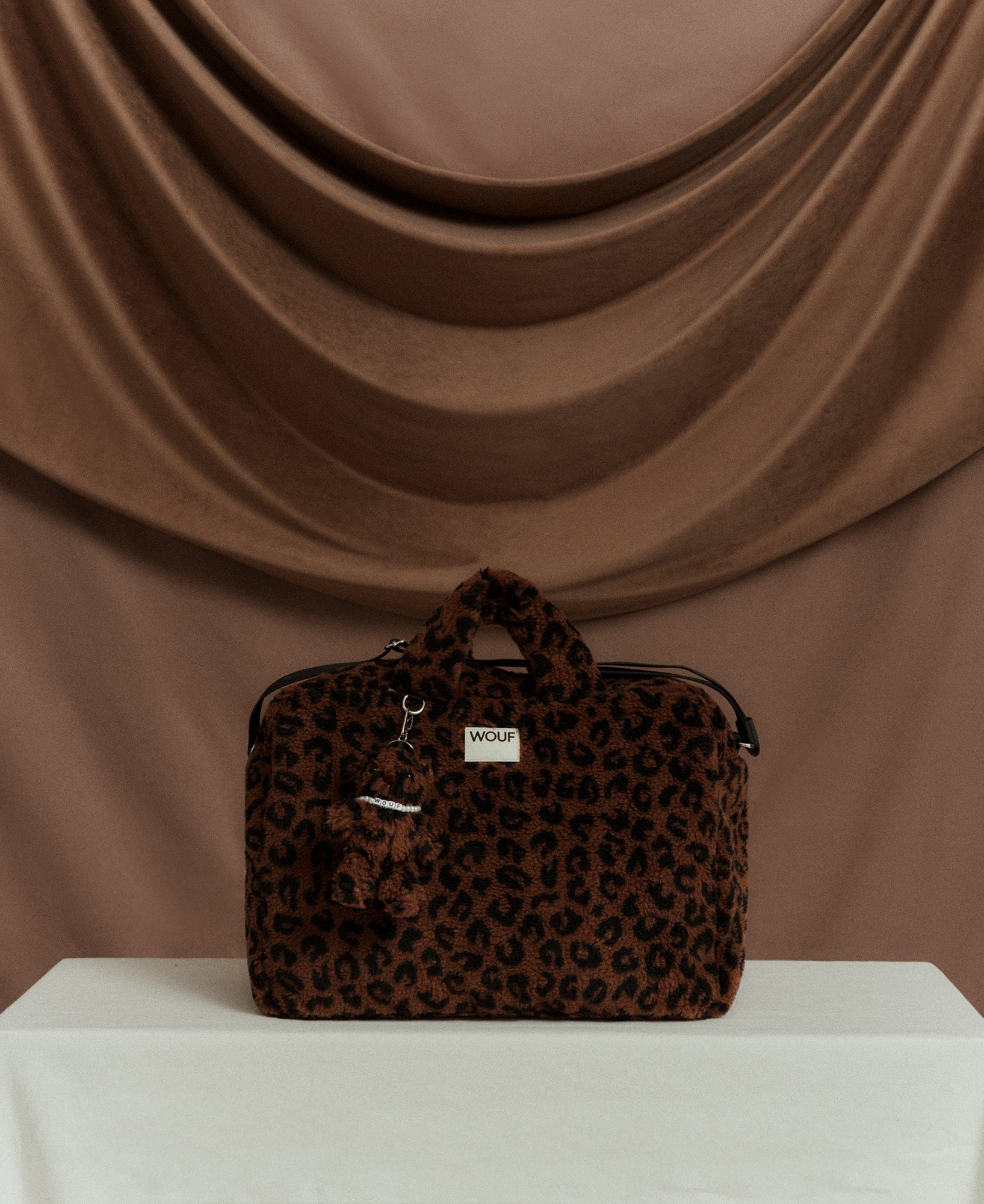 Simona Weekend bag with Simona Bear charm – WOUF